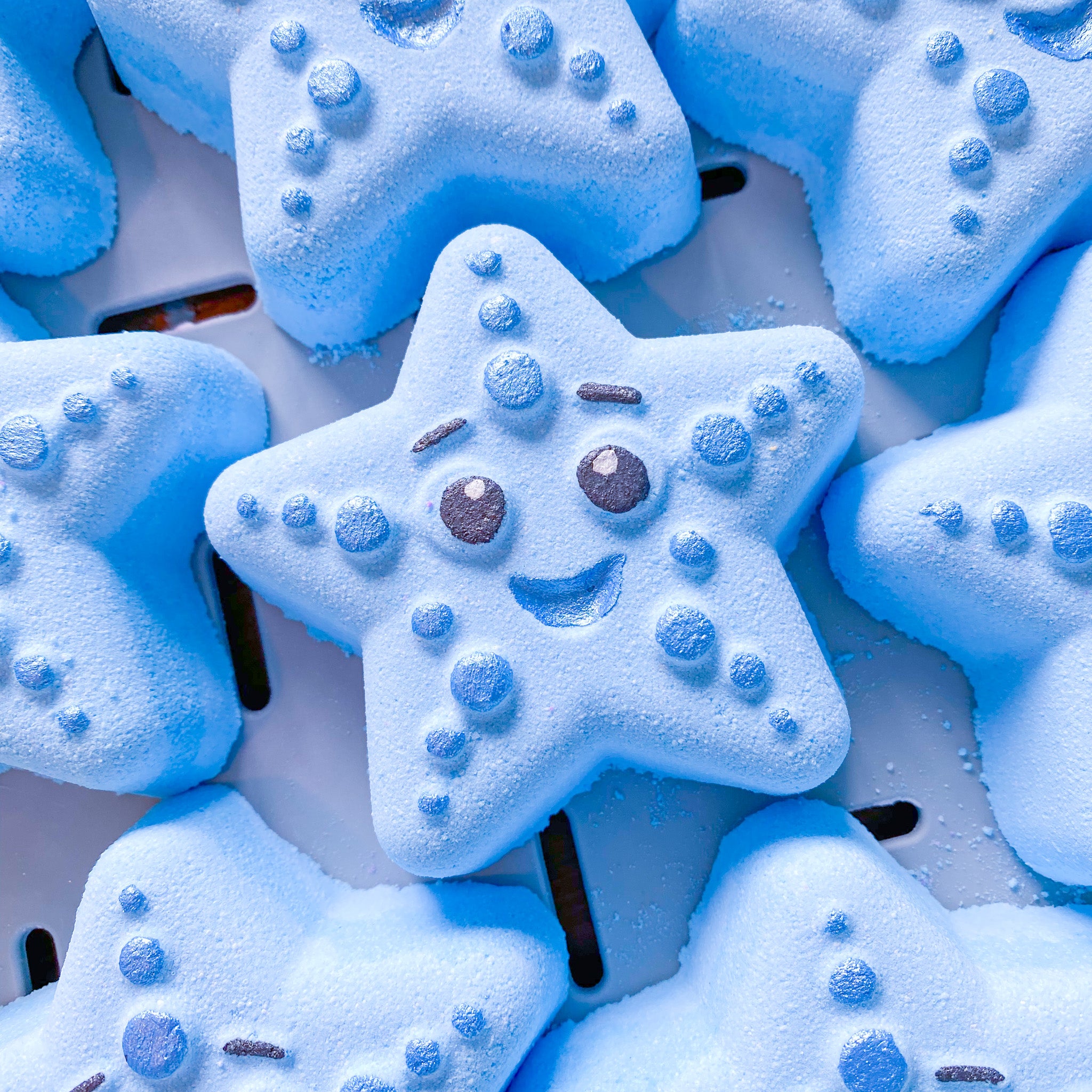 10 Starfish Bath Bombs – Bathe Enchanted